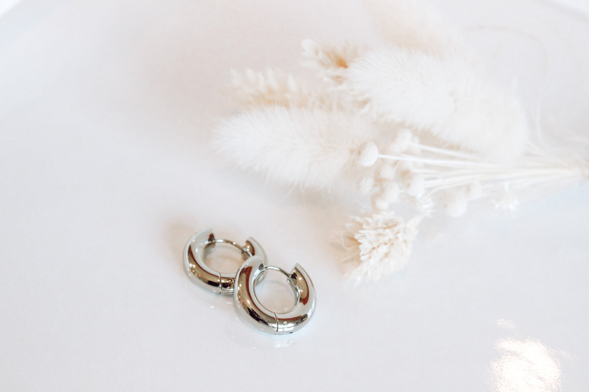 Molly Hoops – Sweet Three Designs